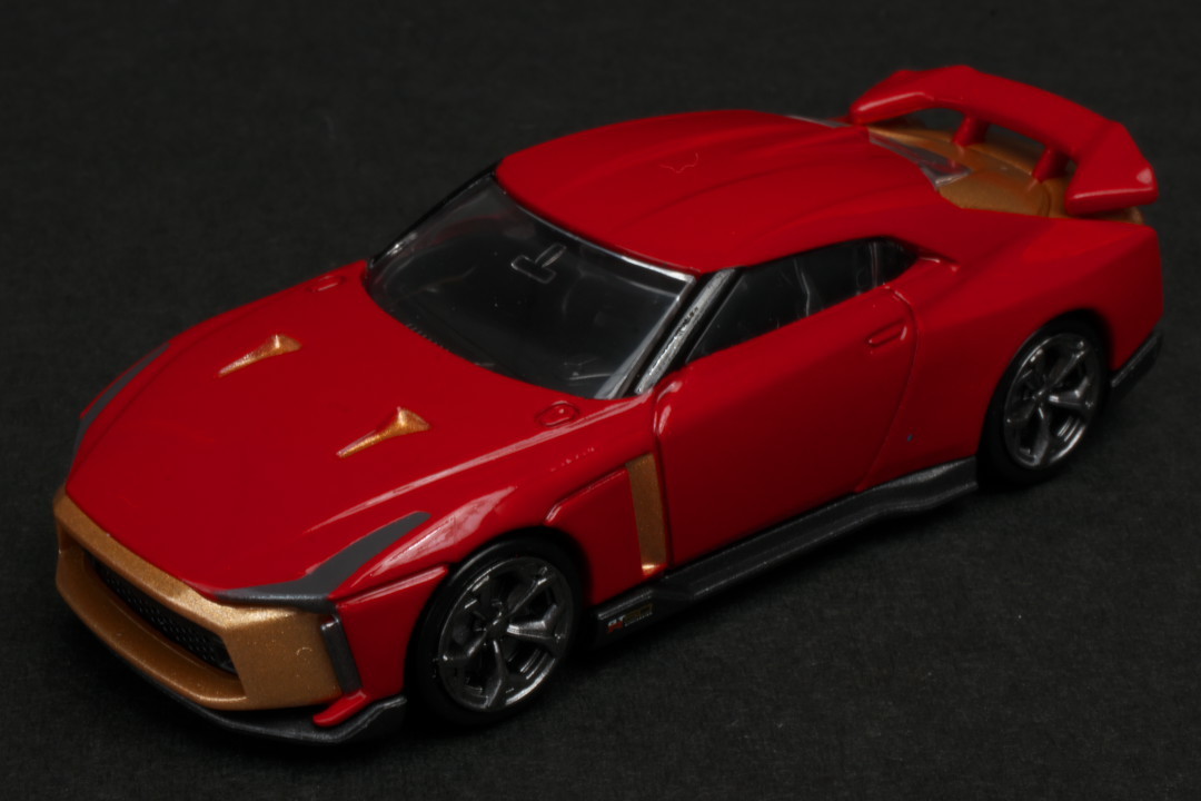 《tomica PREMIUM 23》NISSAN GT-R50 by ITALDESIGN | 妄想世界「この街」